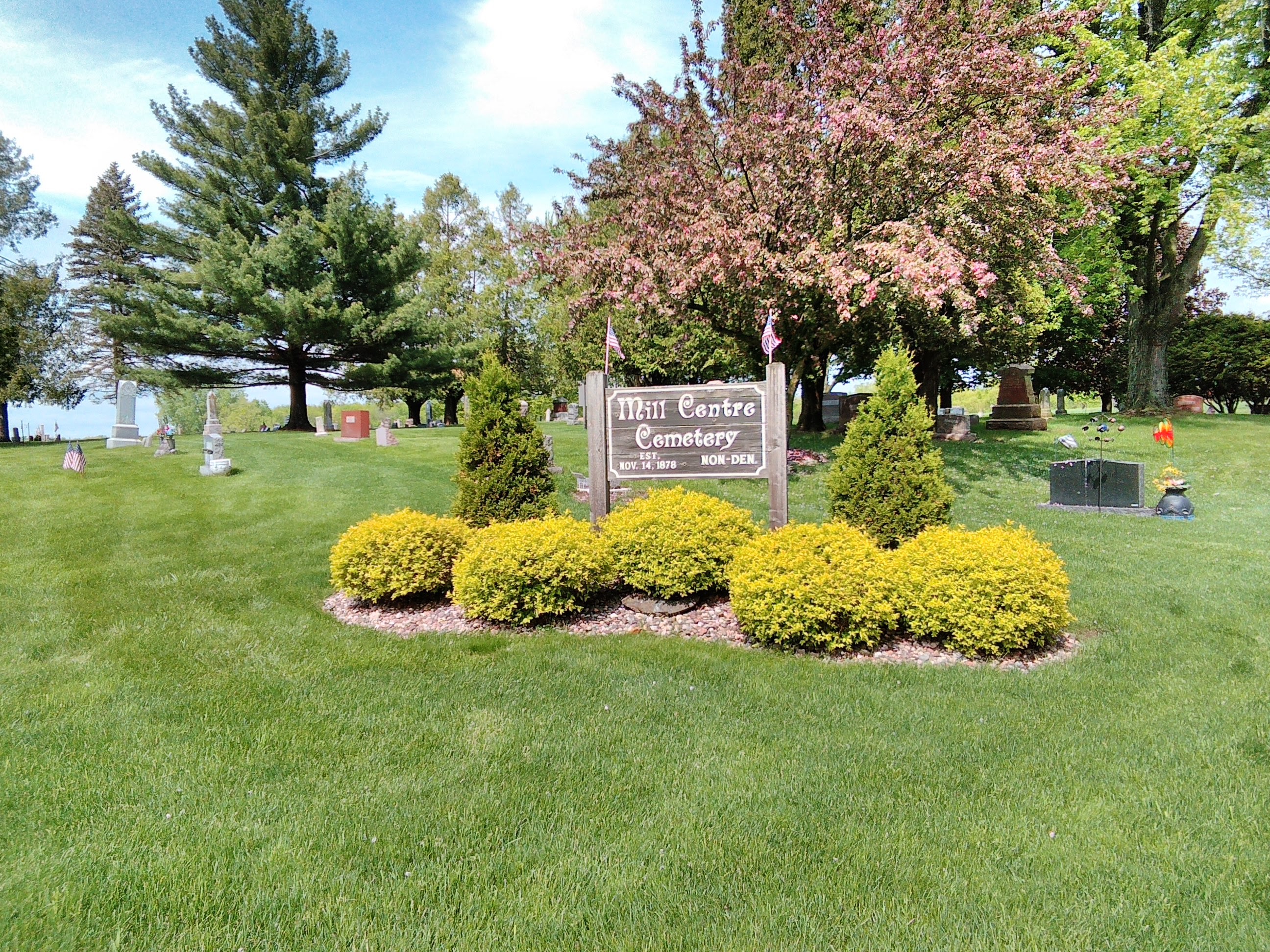 Mill Centre Cemetery